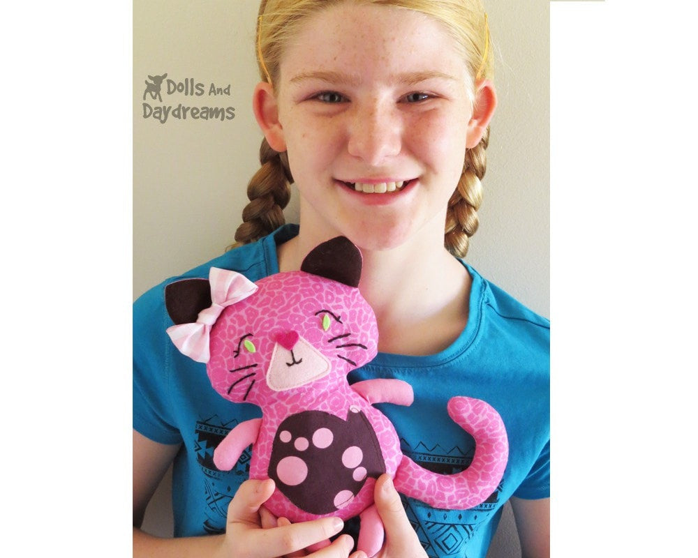 Kitty Cat Sewing Pattern | Dolls And Daydreams